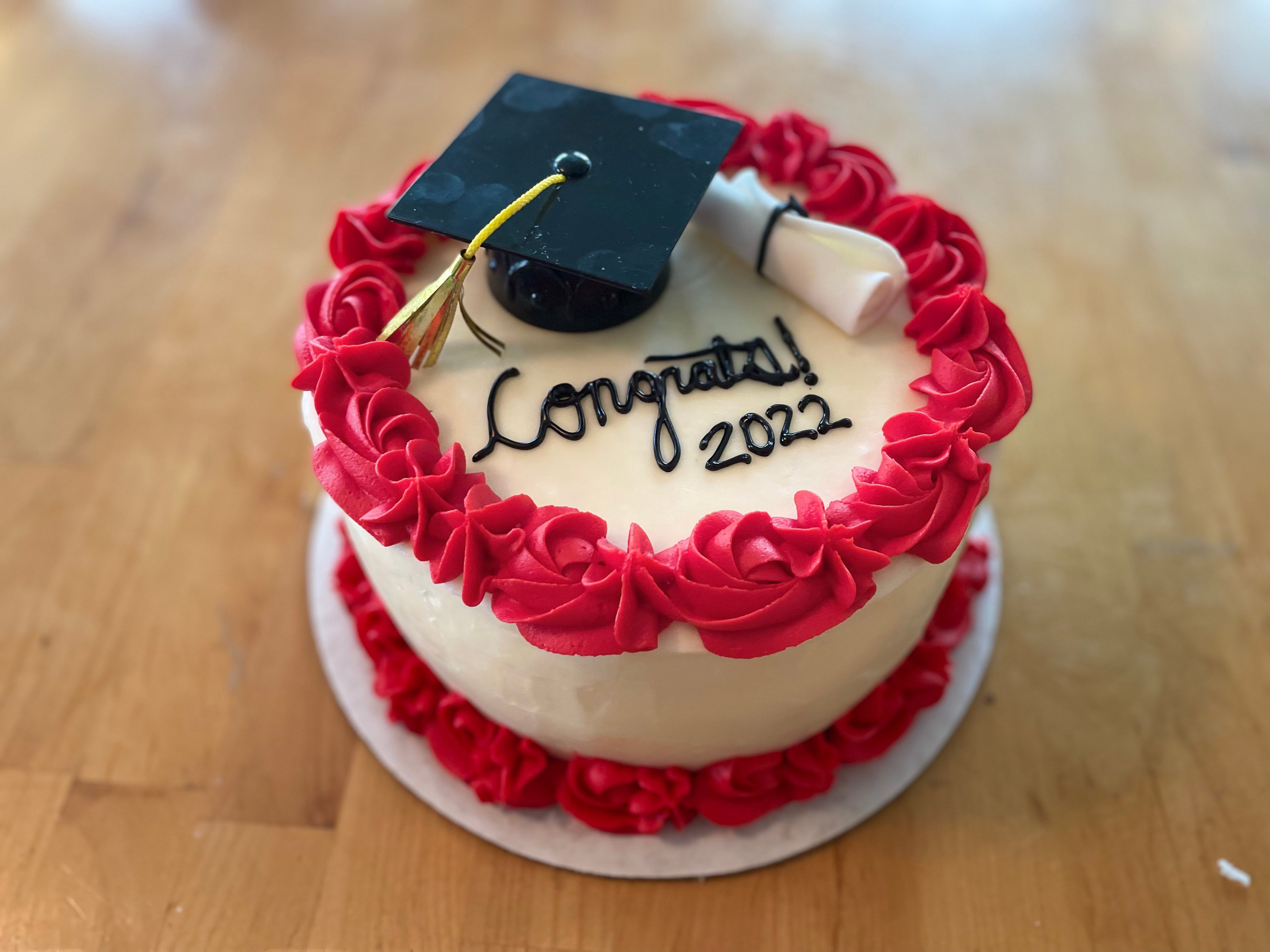 Graduation Cake 2025 | College Hill Cakery